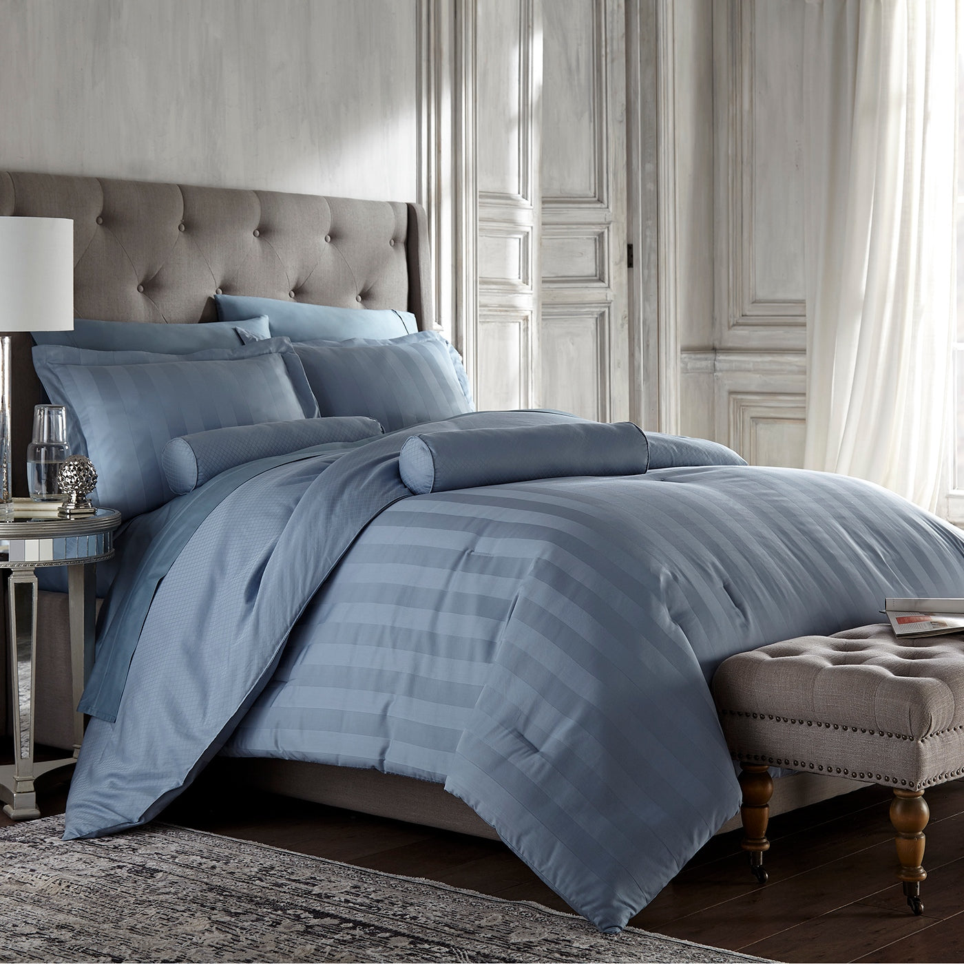 How to Keep Your Comforter and Bedding Set Looking New