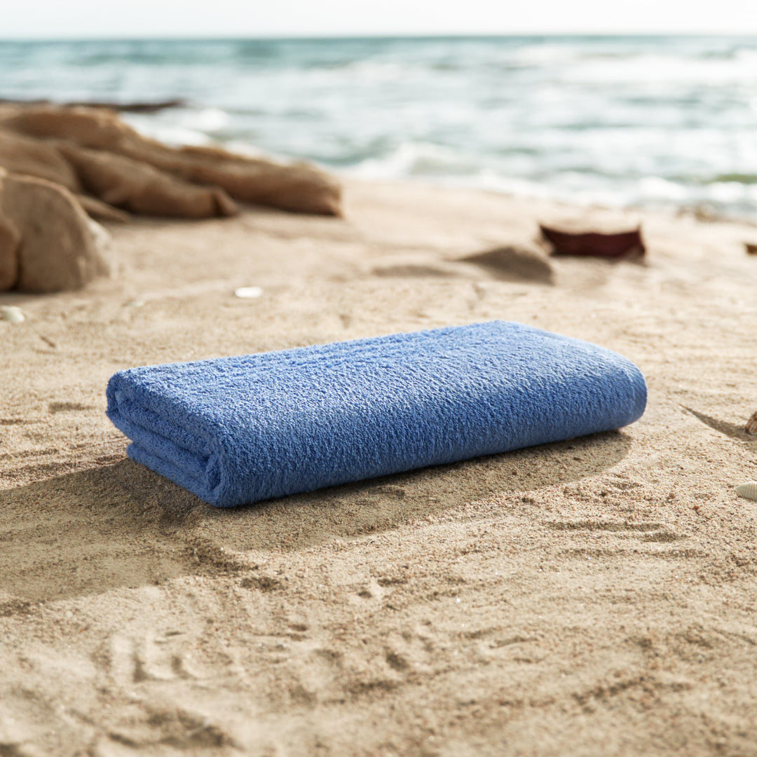 Splash Solid Pool Towel – Soft, Absorbent & Durable